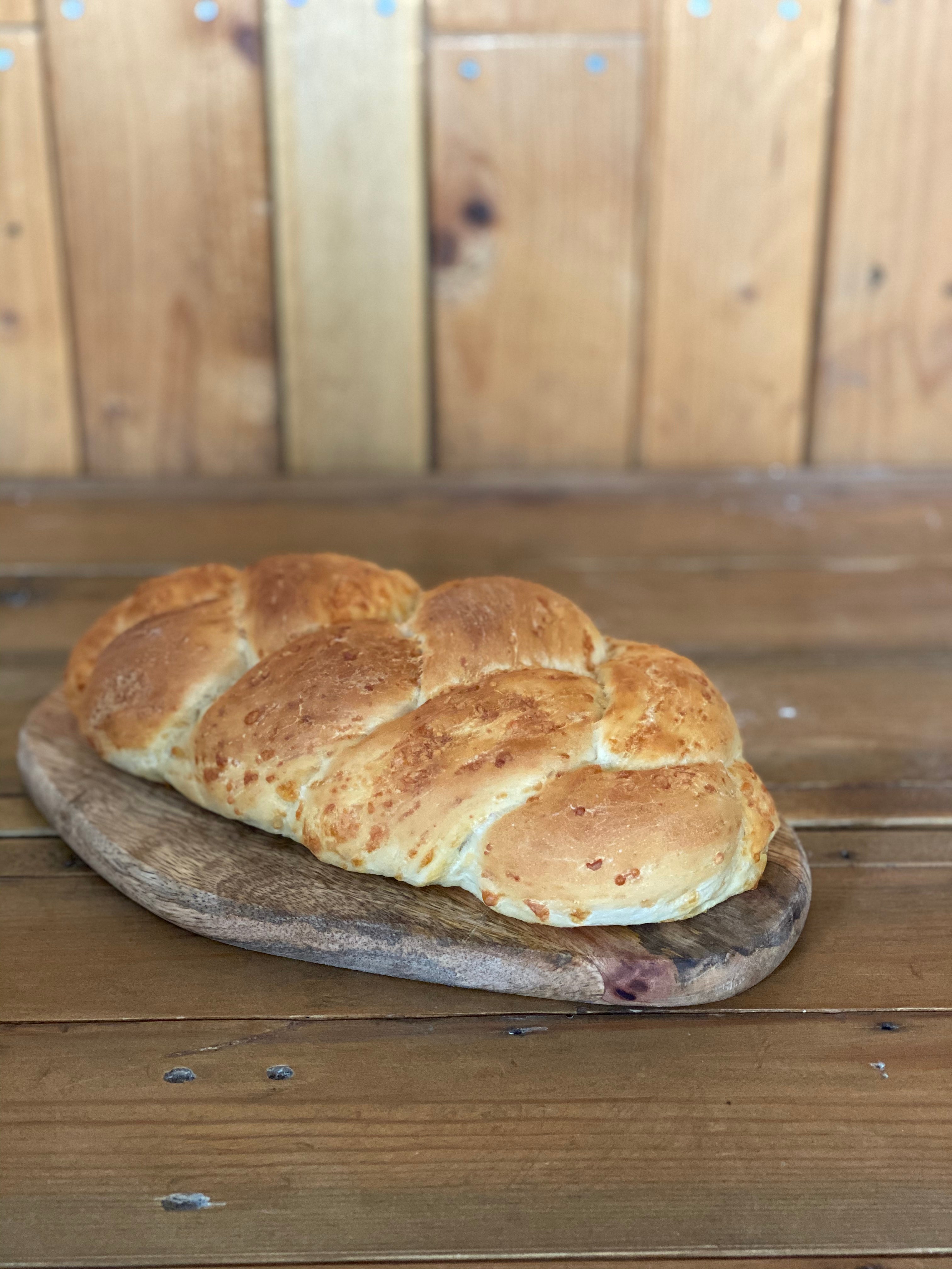 Cheese Bread Plait – Dartmoor Bakery
